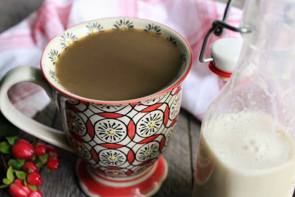 Homemade Vegan Coffee Creamer - The Hidden Veggies