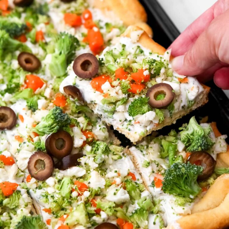 Cold Veggie Pizza - The Hidden Veggies