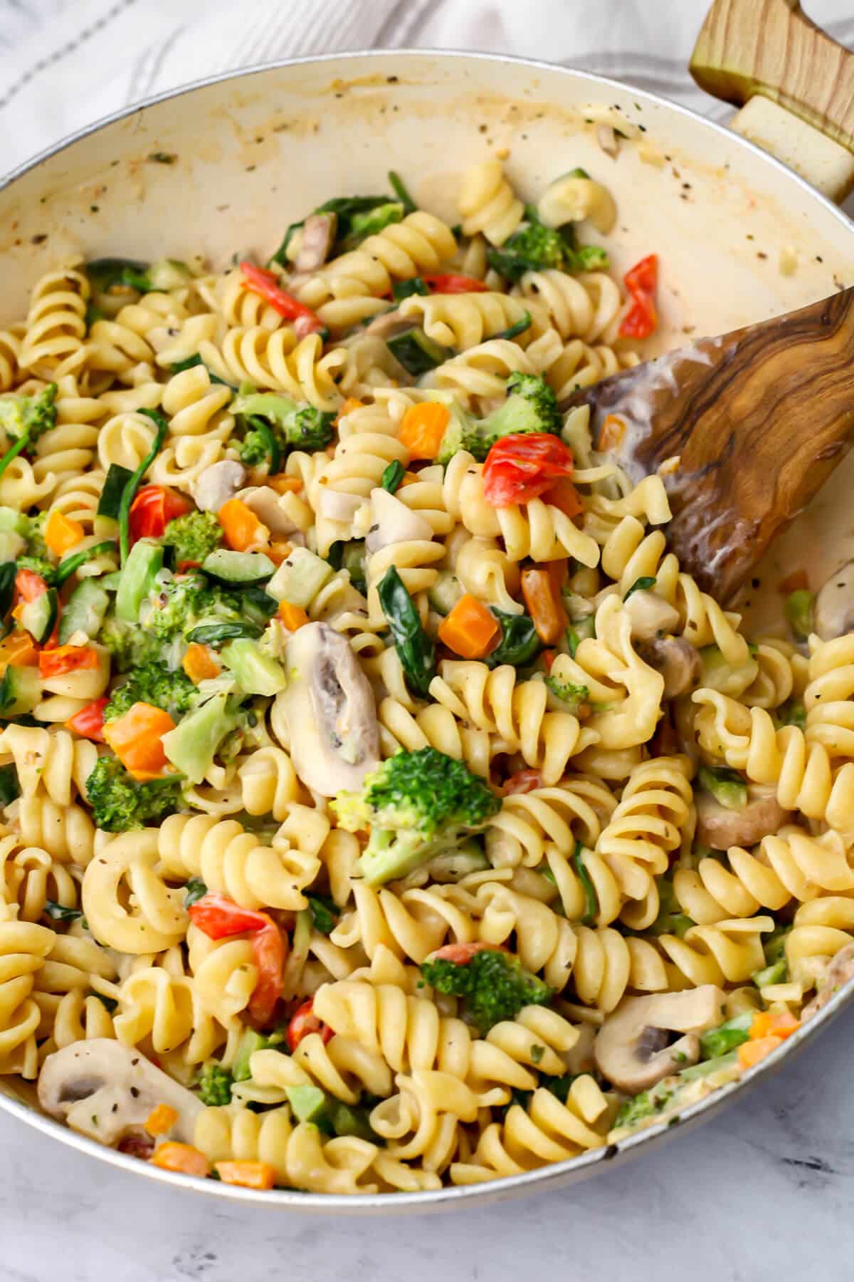 Creamy Veggie Pasta - The Hidden Veggies